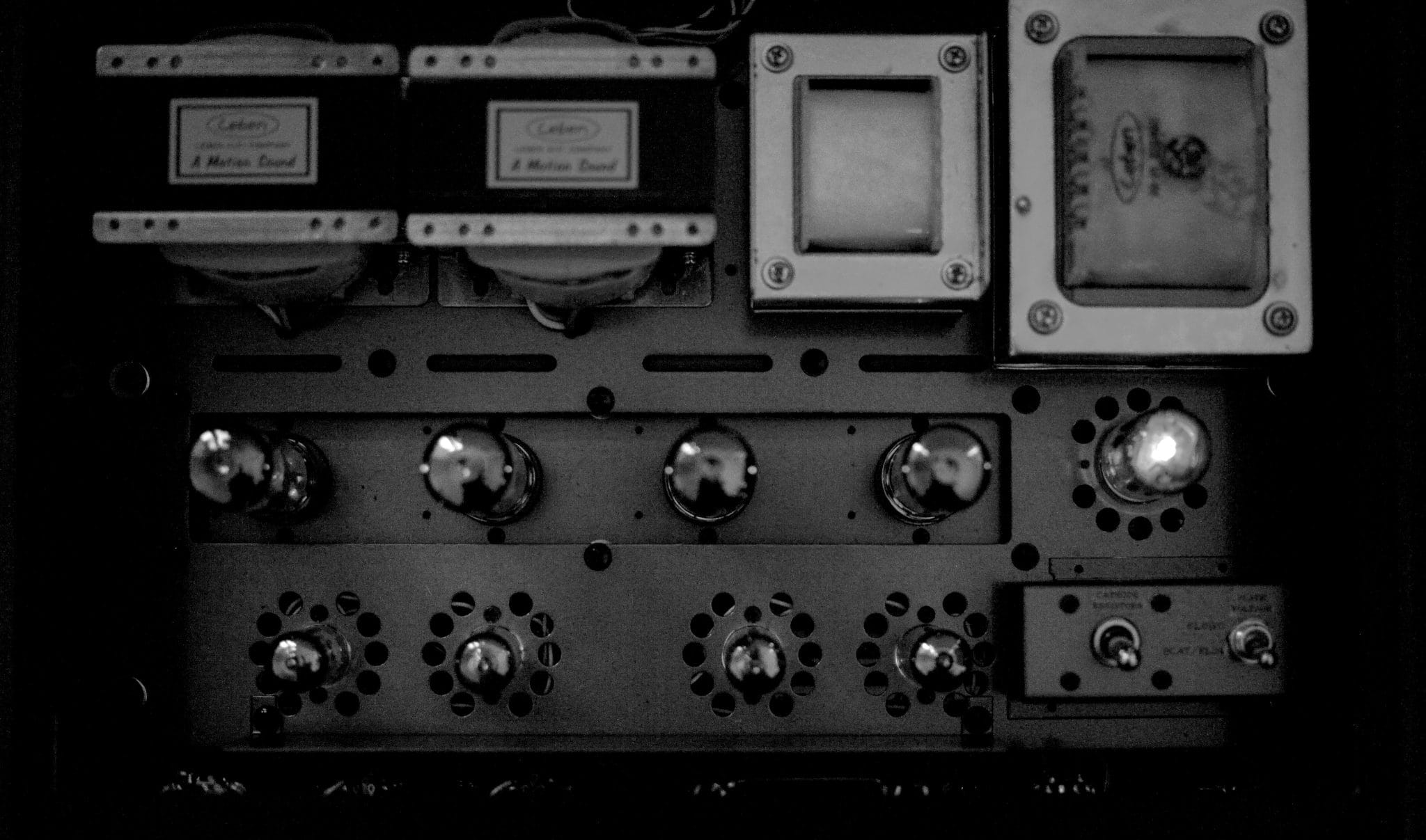 The Leben CS-600 ~ An Introduction to Leben Tube Amplifiers