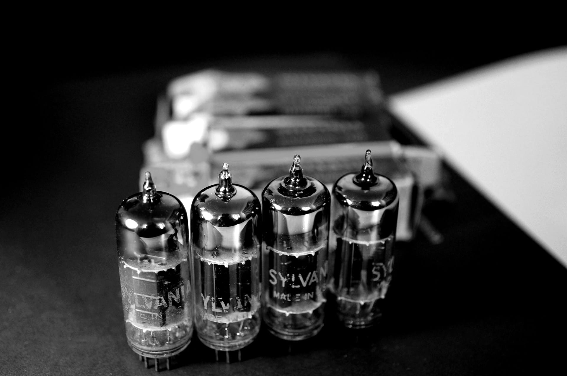 6CS7 Tubes: Data, Specifications & Usage – Kasper Bergholt