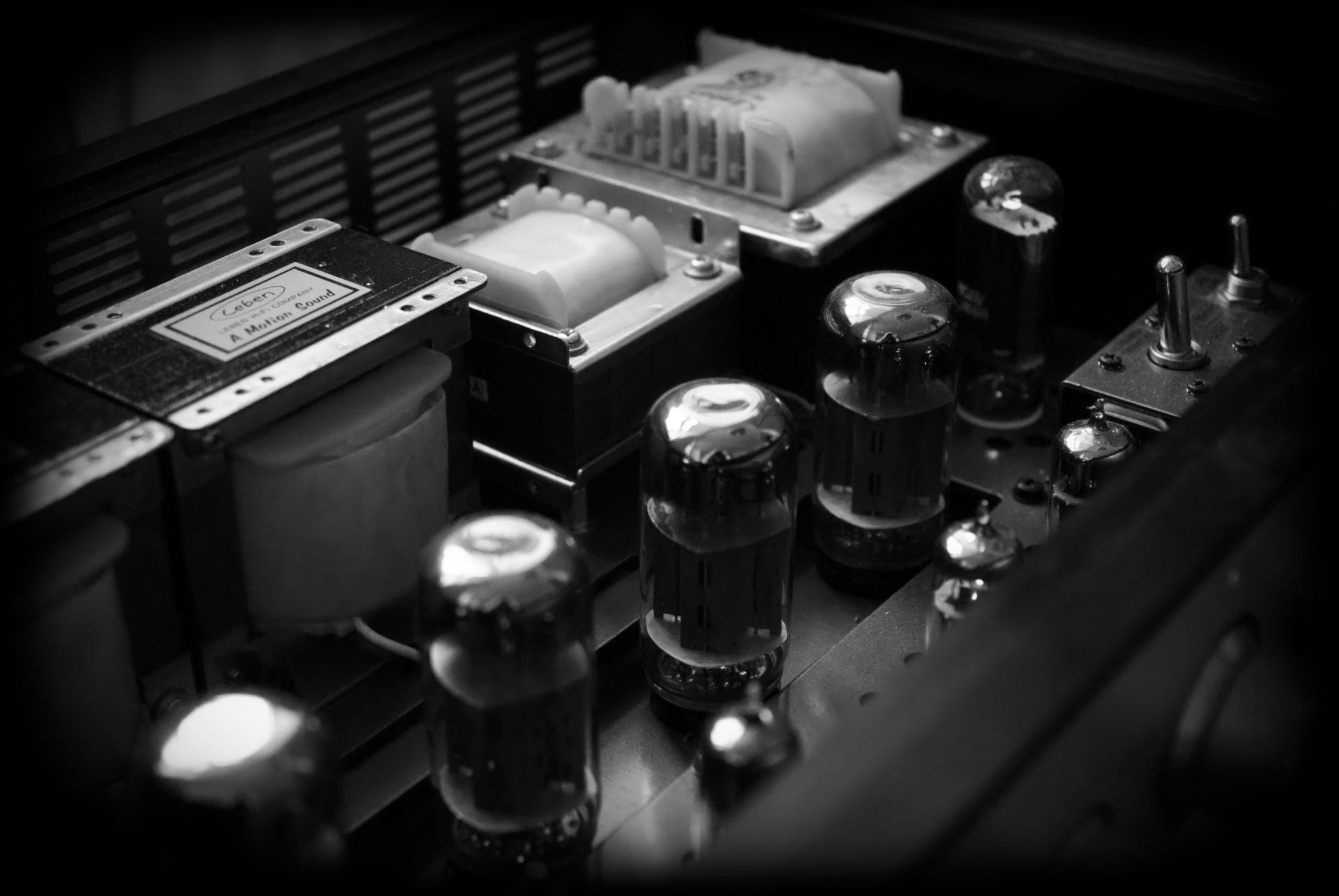 The Leben CS-600 ~ An Introduction to Leben Tube Amplifiers